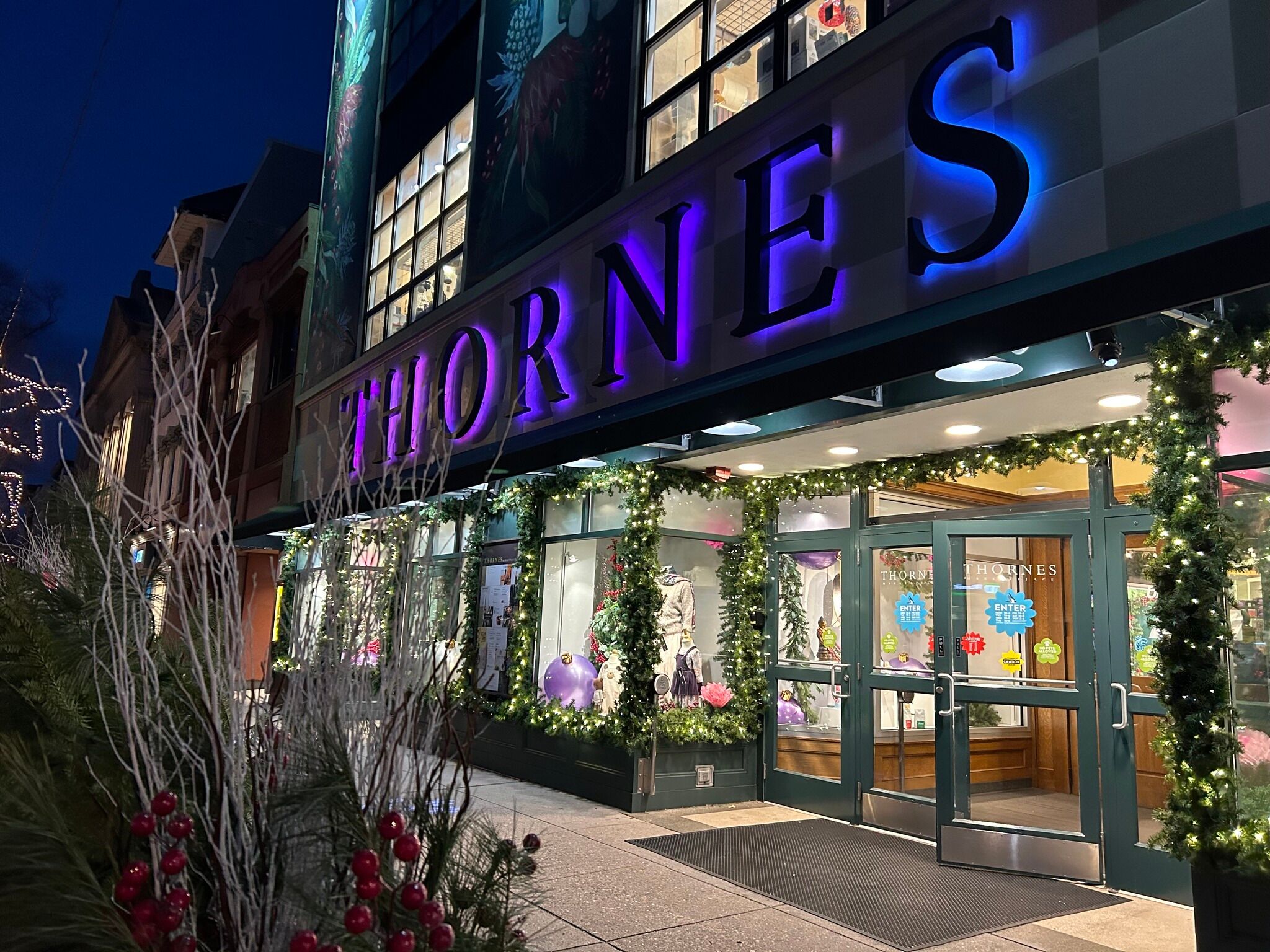 Northampton MA Shopping | Thornes Marketplace Northampton MA | Downtown ...